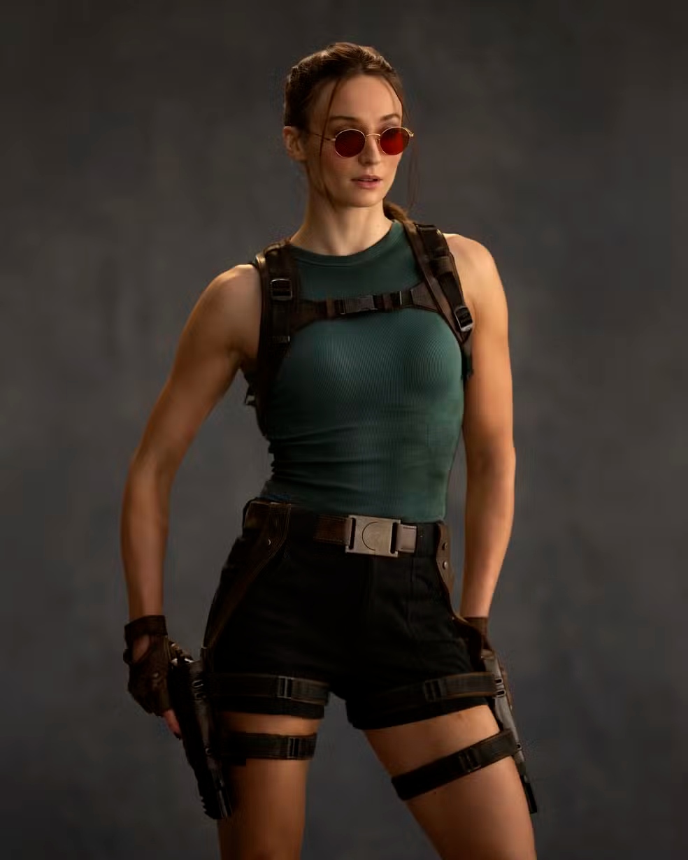 Sophie Turner surge como Lara Croft em primeira imagem divulgada pelo ...