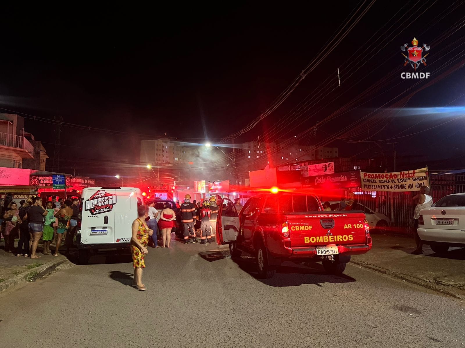 Incêndio atinge estabelecimento comercial em Samambaia | Jornal de Brasília