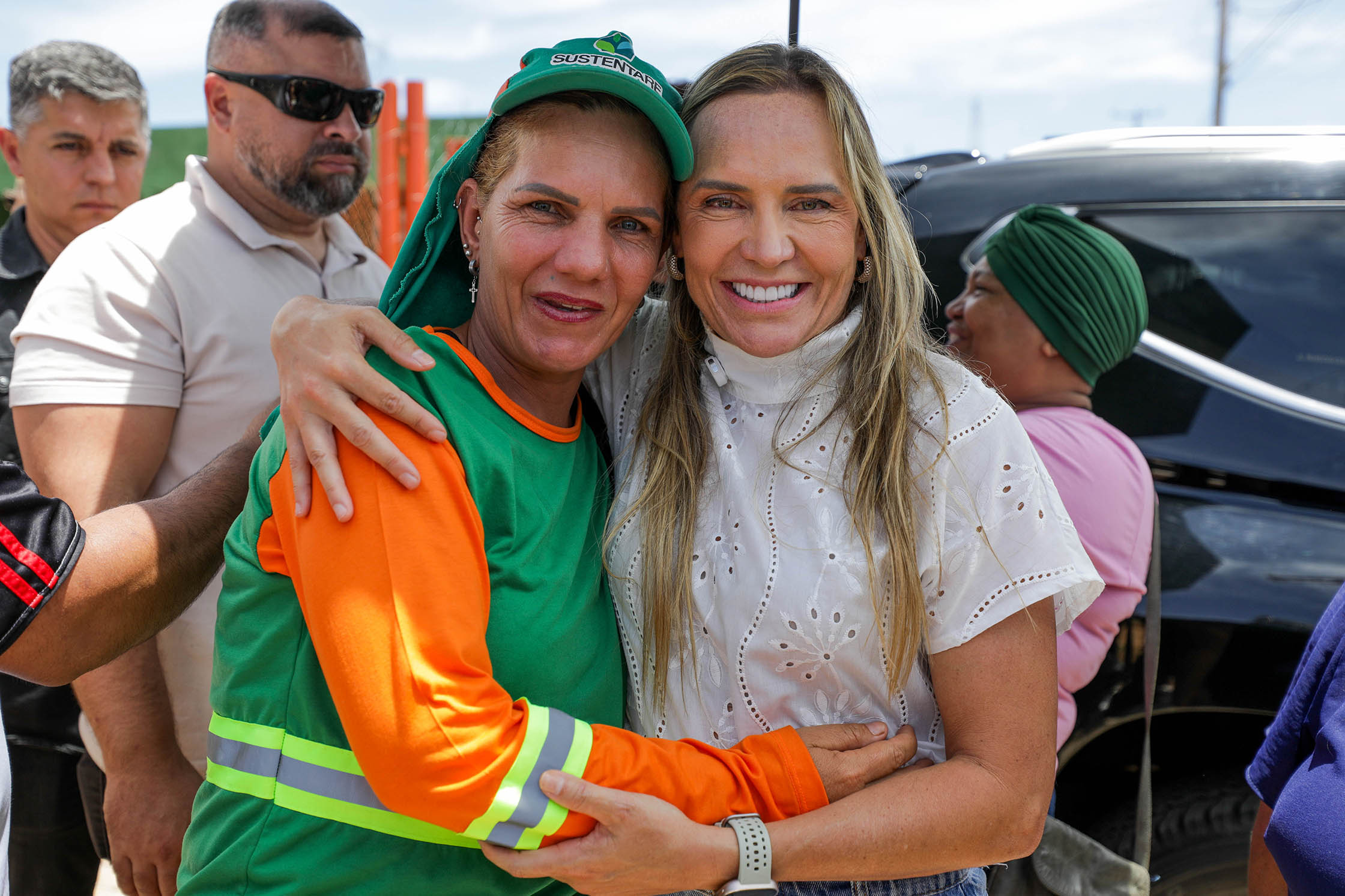 GDF inaugura segundo papa-entulho em Samambaia para combater descarte ...