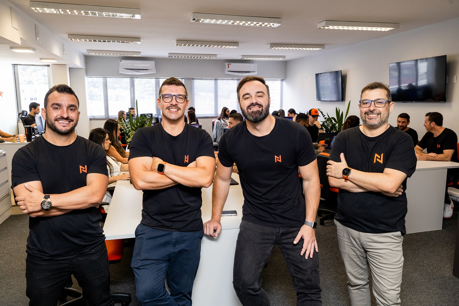 Novo Saque projeta R$ 2 bilhões e acelera com aquisição | Jornal de ...