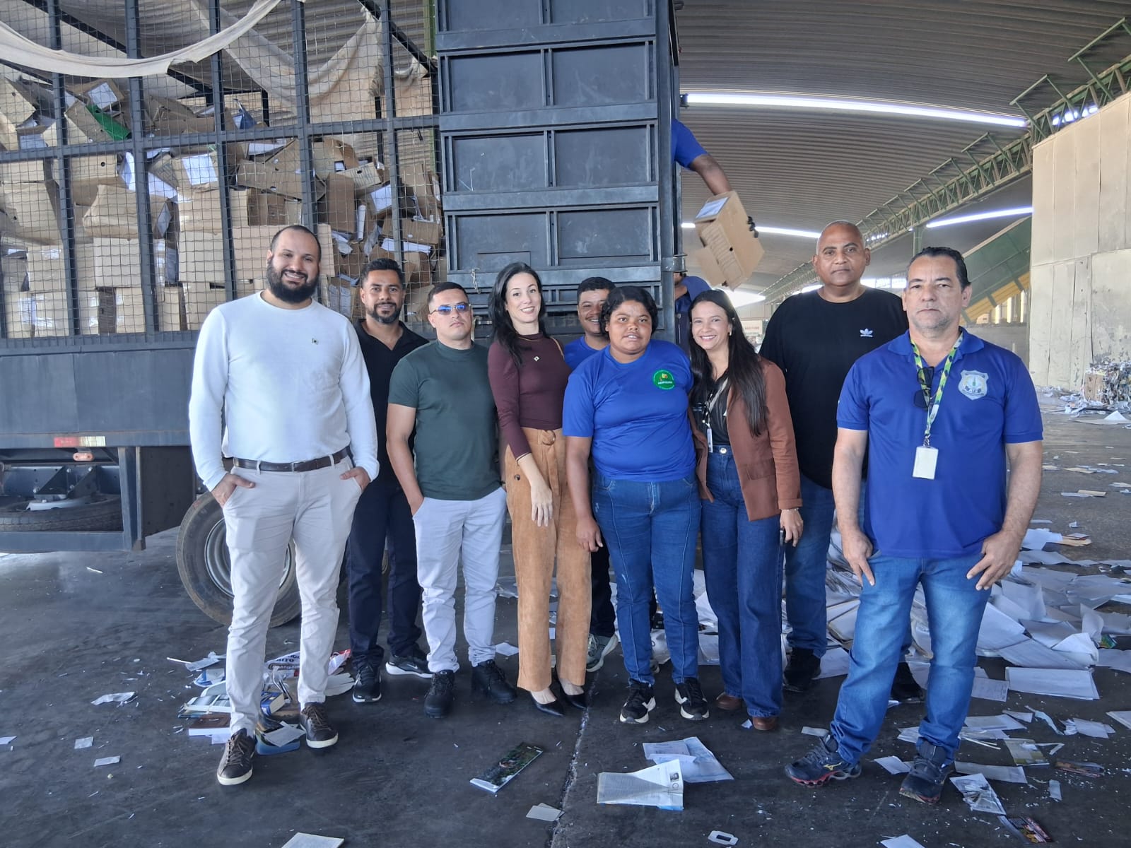 Semob destina 4,3 toneladas de documentos à reciclagem | Jornal de Brasília